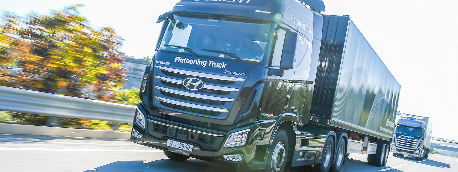 Hyundai heeft met succes de eerste platooning-test met vrachtwagens ...