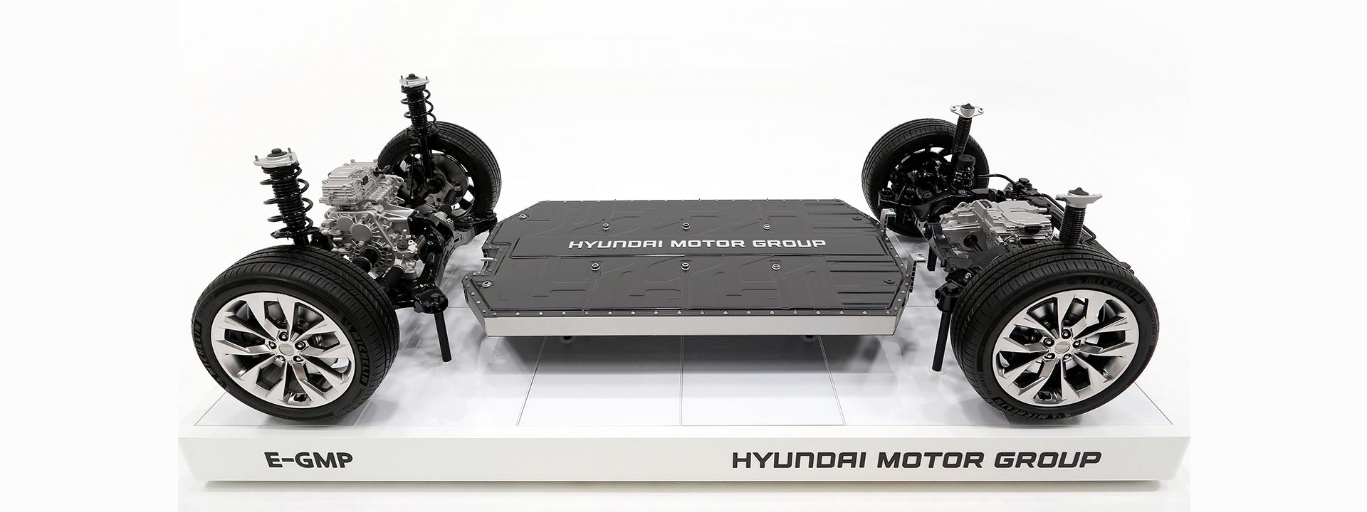 Hyundai presenteert nieuw E-GMP-platform